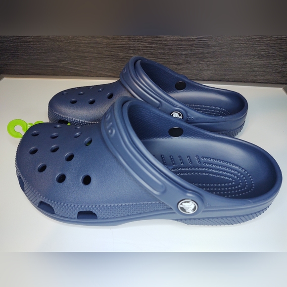 CROCS | Shoes | Crocs Unisex Classic Clog Navy Bleu Marine | Poshmark